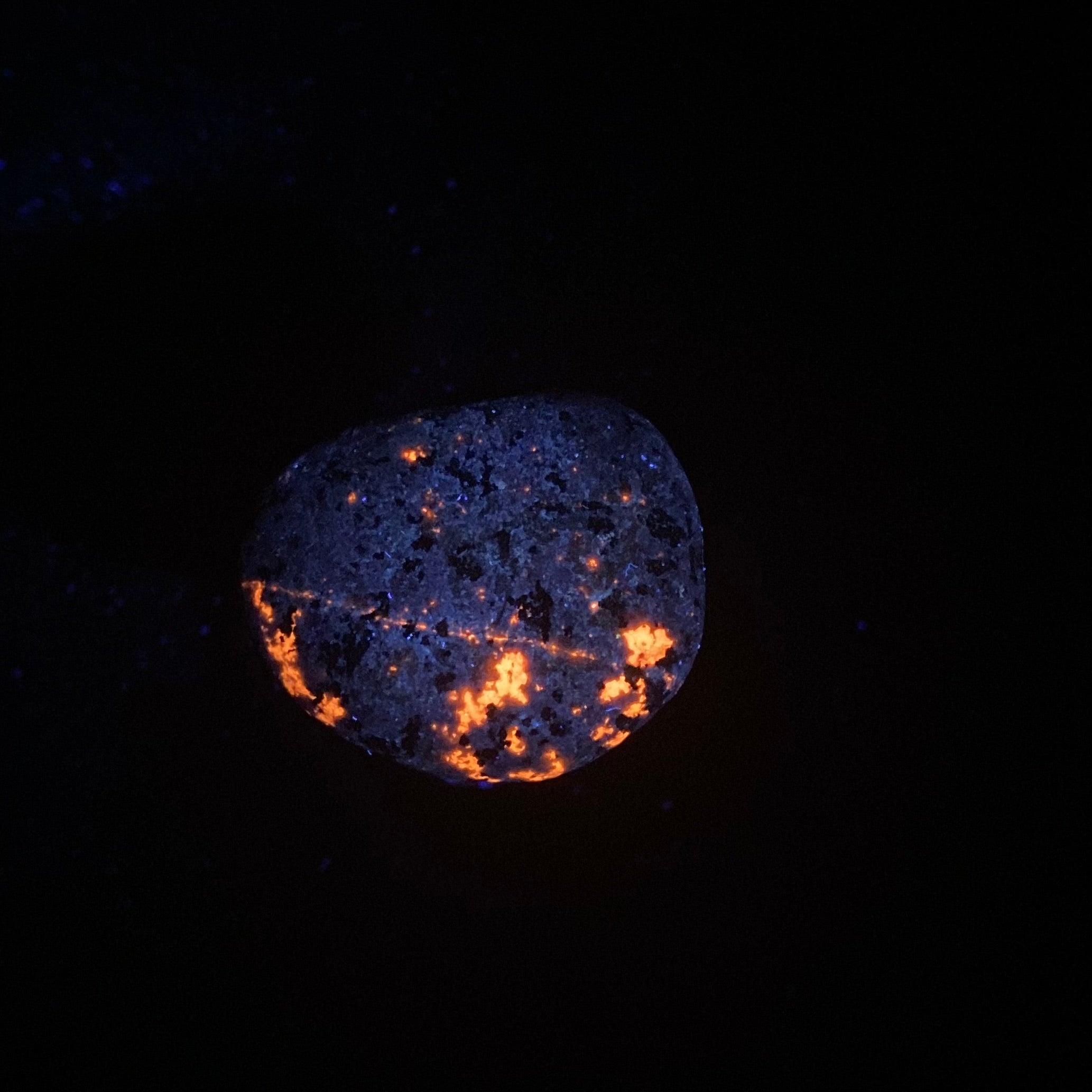 Yooperlite Fluorescent Sodalite with Syenite Yooper Stone